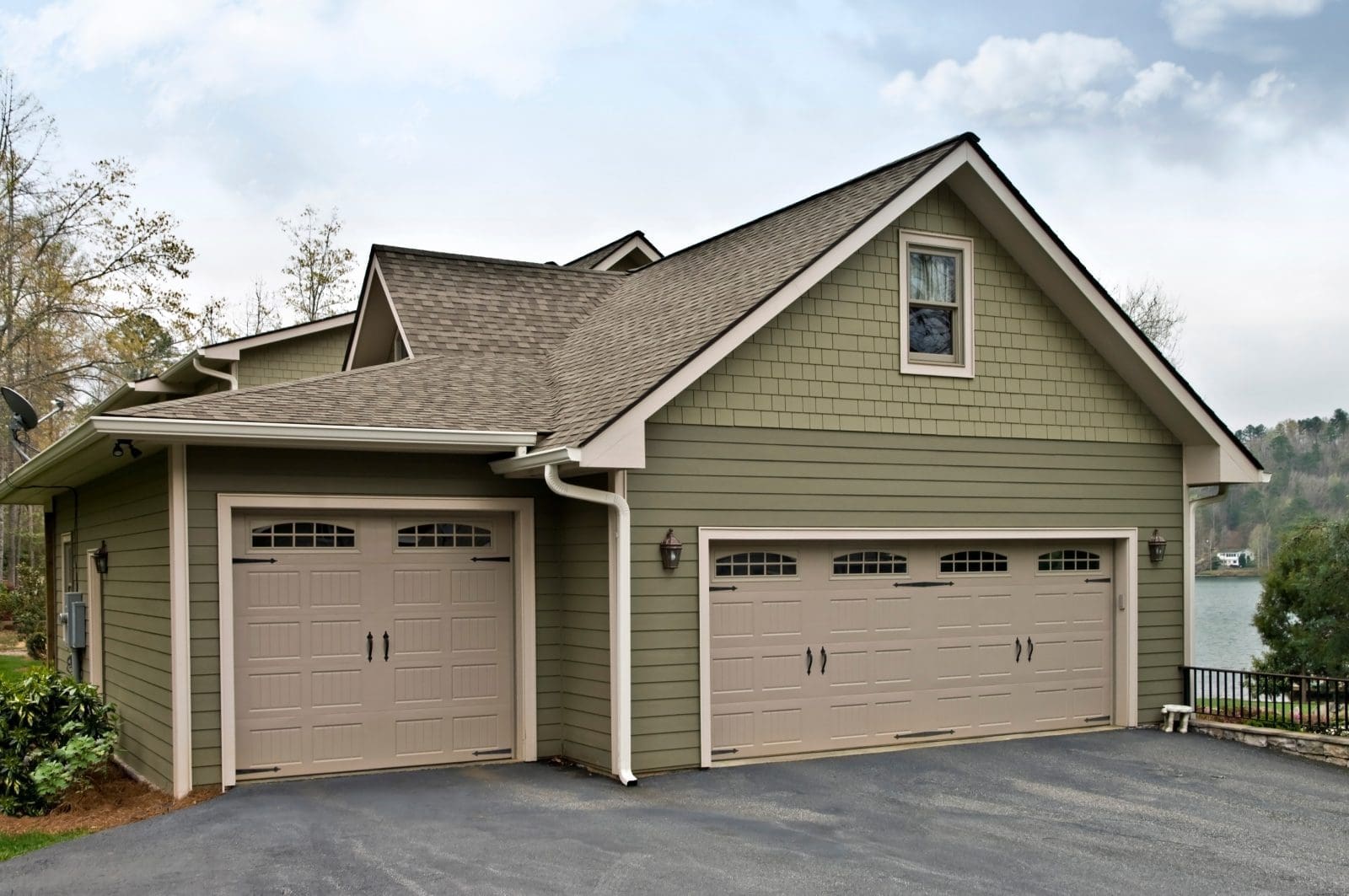 James Hardie Fiber Cement Siding - Collinsville Roofing and Siding Company